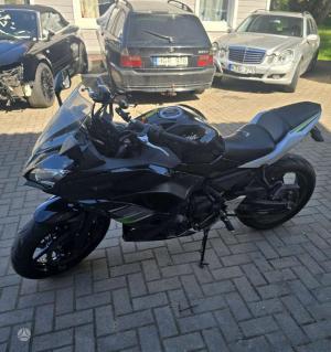 Kawasaki Ninja 2020 in Telschi, with an engine capacity of 0.65 L and mileage of 40 thousand km for 3850 €, photo 3 on AUTOMOTO.COM.LV