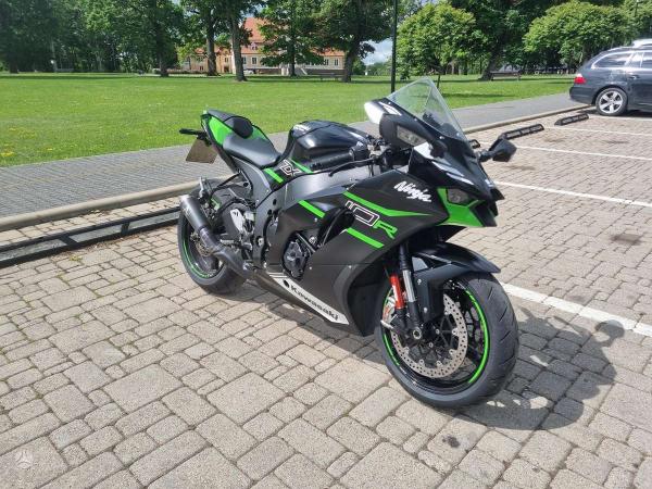 Kawasaki Ninja 2021 in Kelme, with an engine capacity of 1.00 L and mileage of 13 thousand km for 11800 €, photo 1 on AUTOMOTO.COM.LV