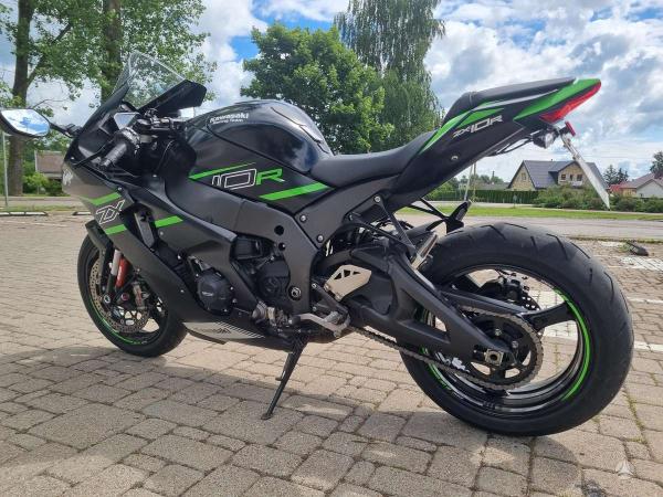Kawasaki Ninja 2021 in Kelme, with an engine capacity of 1.00 L and mileage of 13 thousand km for 11800 €, photo 4 on AUTOMOTO.COM.LV