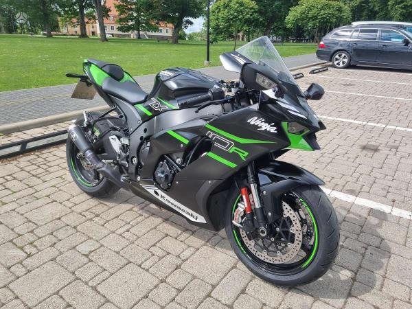 Kawasaki Ninja 2021 in Kelme, with an engine capacity of 1.00 L and mileage of 13 thousand km for 11800 €, photo 6 on AUTOMOTO.COM.LV