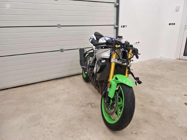Kawasaki Ninja 2024 in Kaisiadorys, with an engine capacity of 0.64 L and mileage of 999 thousand km for 6100 €, photo 7 on AUTOMOTO.COM.LV