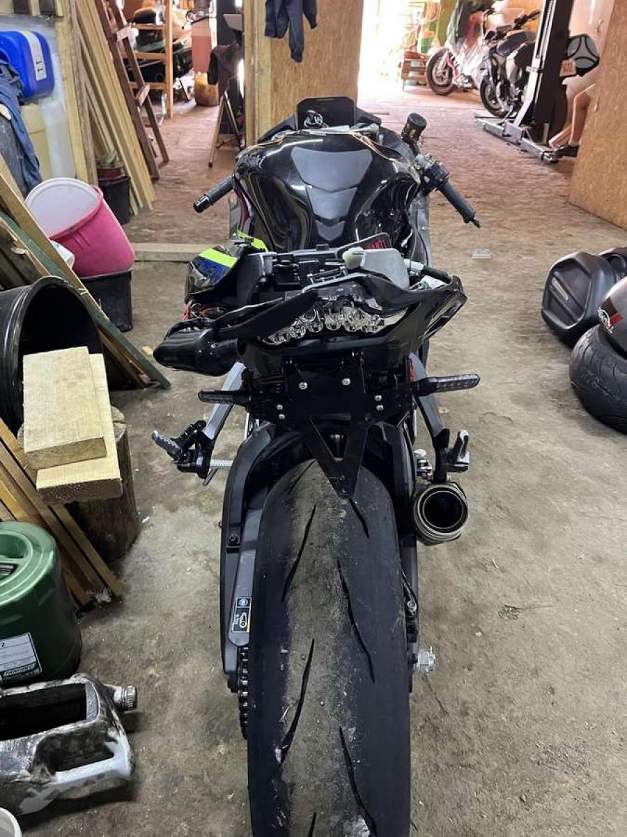 Кавасаки Ninja 2026 в Вильнюс, объемом двигателя 1.00 л и пробегом 1 тыс. км за 10700 €, фото 4 на AUTOMOTO.COM.LV
