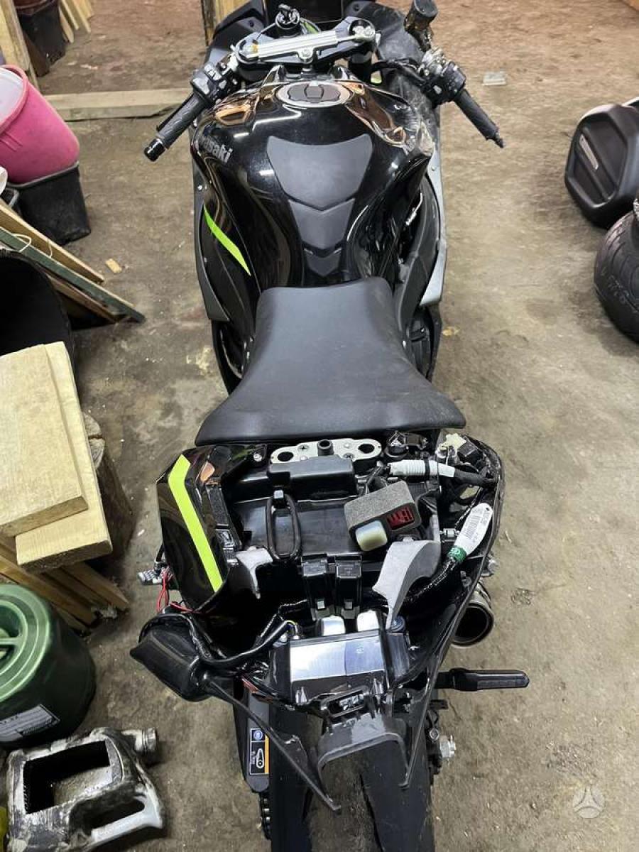 Кавасаки Ninja 2026 в Вильнюс, объемом двигателя 1.00 л и пробегом 1 тыс. км за 10700 €, фото 5 на AUTOMOTO.COM.LV