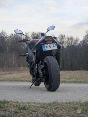 Sarkans Kawasaki Ninja 2005 Nemenčinė, ar dzinēja tilpumu 1.00 L un nobraukumu 25 tūkst. km par 2950 €, foto 5 vietnē AUTOMOTO.COM.LV