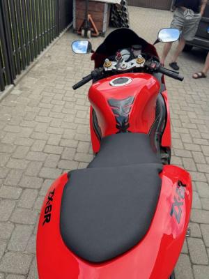 Red Kawasaki Ninja 2005 in Vilkaviskis, with an engine capacity of 0.64 L and mileage of 36 thousand km for 4750 €, photo 7 on AUTOMOTO.COM.LV