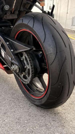 Sarkans Kawasaki Ninja 2007 Klaipėda, ar dzinēja tilpumu 0.60 L un nobraukumu 39 tūkst. km par 4500 €, foto 4 vietnē AUTOMOTO.COM.LV