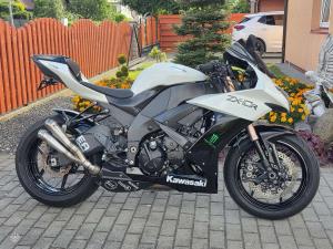White Kawasaki Ninja 2009 in Kretinga, with an engine capacity of 1.00 L and mileage of 46 thousand km for 5100 €, photo 7 on AUTOMOTO.COM.LV