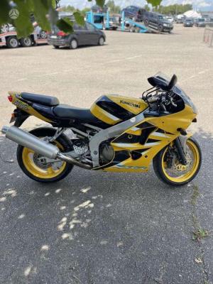 Dzeltens Kawasaki Ninja 2002 Marijampole, ar dzinēja tilpumu 0.60 L un nobraukumu 25 tūkst. km par 1900 €, foto  vietnē AUTOMOTO.COM.LV