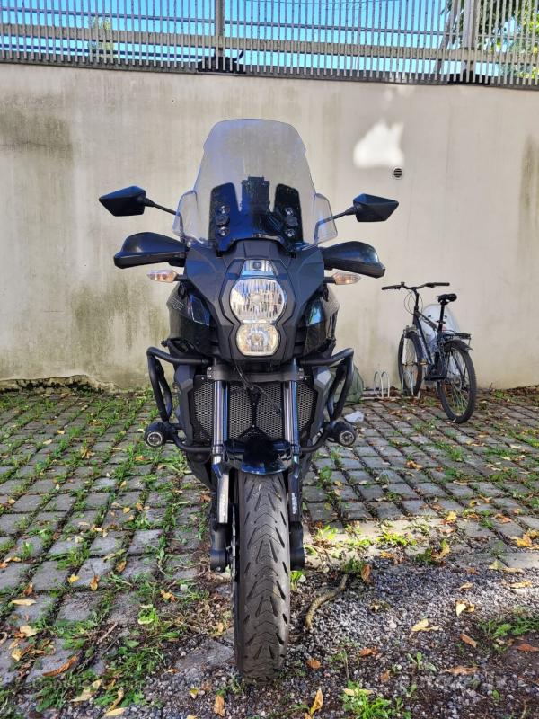 Black Kawasaki Versys 1000 2014 in Tallinn, with an engine capacity of 1.04 L and mileage of 45 thousand km for 6000 €, photo 3 on AUTOMOTO.COM.LV