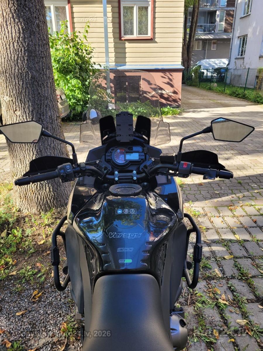 Black Kawasaki Versys 1000 2014 in Tallinn, with an engine capacity of 1.04 L and mileage of 45 thousand km for 6000 €, photo 7 on AUTOMOTO.COM.LV