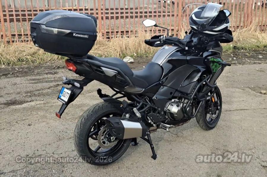 Черный Кавасаки Versys 1000 2023 в Таллин, объемом двигателя 1.04 л и пробегом 4 тыс. км за 13500 €, фото 14 на AUTOMOTO.COM.LV