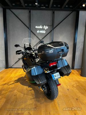 Черный Кавасаки Versys 1000 2024 в Таллин, объемом двигателя 1.04 л и пробегом 10 тыс. км за 12500 €, фото 7 на AUTOMOTO.COM.LV