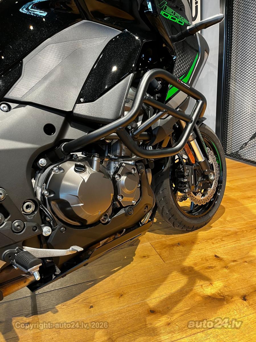 Черный Кавасаки Versys 1000 2024 в Таллин, объемом двигателя 1.04 л и пробегом 10 тыс. км за 12500 €, фото 9 на AUTOMOTO.COM.LV