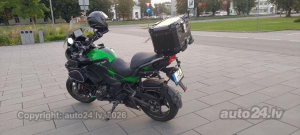 Green Kawasaki Versys 1000 2022 in Riga, with an engine capacity of 1.04 L and mileage of 33 thousand km for 8500 €, photo 3 on AUTOMOTO.COM.LV