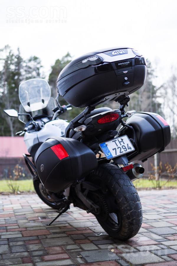 Kawasaki Versys 1000 2012 in Jelgava, with an engine capacity of 1.04 L and mileage of 0 thousand km for 4400 €, photo 2 on AUTOMOTO.COM.LV