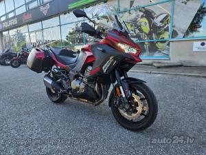 Красный Кавасаки Versys 1000 2023 в Таллин, объемом двигателя 1.04 л и пробегом 4 тыс. км за 11500 €, фото 1 на AUTOMOTO.COM.LV