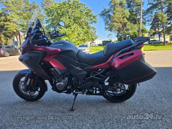Sarkans Kawasaki Versys 1000 2023 Tallina, ar dzinēja tilpumu 1.04 L un nobraukumu 4 tūkst. km par 11500 €, foto 5 vietnē AUTOMOTO.COM.LV