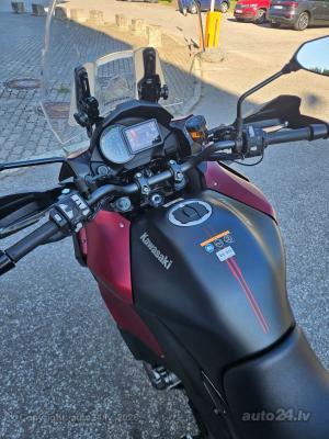 Красный Кавасаки Versys 1000 2023 в Таллин, объемом двигателя 1.04 л и пробегом 4 тыс. км за 11500 €, фото 14 на AUTOMOTO.COM.LV