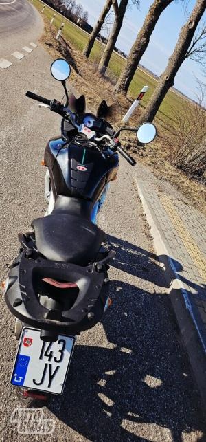 Melns Kawasaki Versys 650 2009 Ukmergė, ar dzinēja tilpumu 0.65 L un nobraukumu 0 tūkst. km par 2550 €, foto 5 vietnē AUTOMOTO.COM.LV