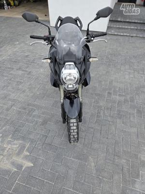 Melns Kawasaki Versys 650 2011 Panevēža, ar dzinēja tilpumu 0.65 L un nobraukumu 42 tūkst. km par 3600 €, foto 9 vietnē AUTOMOTO.COM.LV
