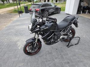 Melns Kawasaki Versys 650 2011 Panevēža, ar dzinēja tilpumu 0.65 L un nobraukumu 42 tūkst. km par 3300 €, foto 3 vietnē AUTOMOTO.COM.LV