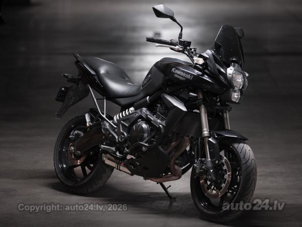 Melns Kawasaki Versys 650 2013 Tartu, ar dzinēja tilpumu 0.65 L un nobraukumu 57 tūkst. km par 3700 €, foto 1 vietnē AUTOMOTO.COM.LV