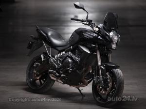 Черный Кавасаки Versys 650 2013 в Тарту, объемом двигателя 0.65 л и пробегом 57 тыс. км за 3700 €, фото  на AUTOMOTO.COM.LV