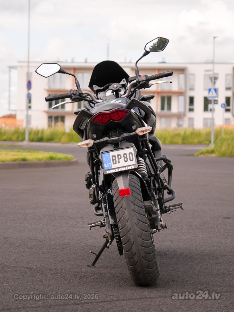 Черный Кавасаки Versys 650 2013 в Тарту, объемом двигателя 0.65 л и пробегом 57 тыс. км за 3700 €, фото 8 на AUTOMOTO.COM.LV
