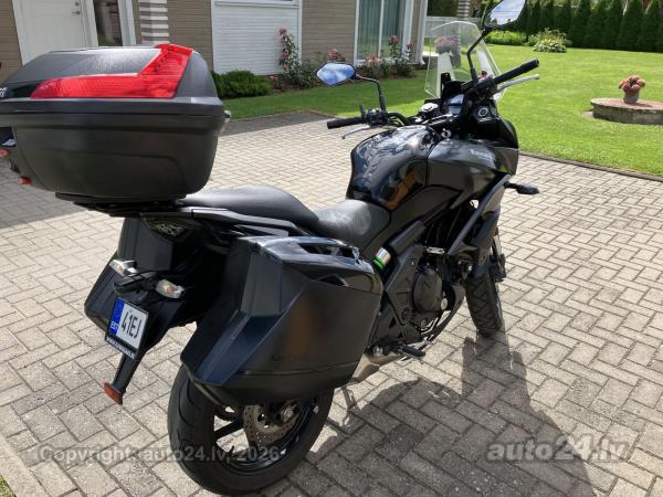 Black Kawasaki Versys 650 2017 in Elva, with an engine capacity of 0.65 L and mileage of 36 thousand km for 4700 €, photo 6 on AUTOMOTO.COM.LV