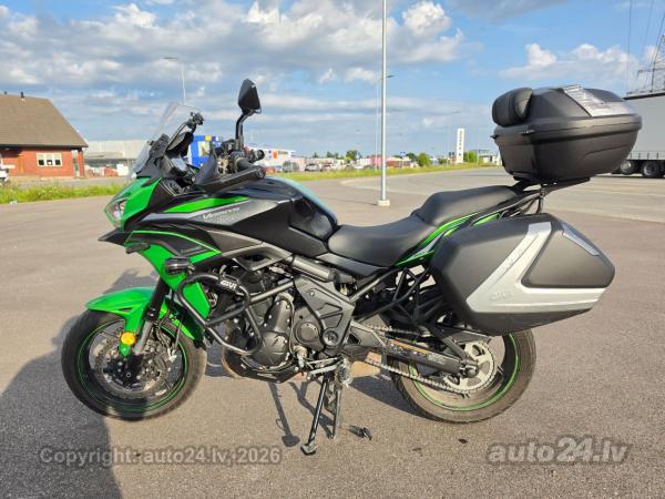 Черный Кавасаки Versys 650 2023 в Тарту, объемом двигателя 0.65 л и пробегом 11 тыс. км за 7000 €, фото 3 на AUTOMOTO.COM.LV