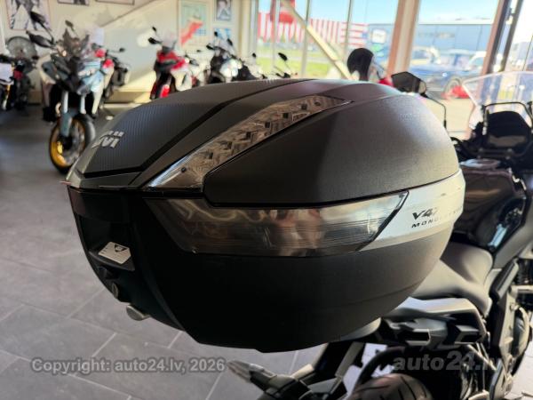 Melns Kawasaki Versys 650 2024 Tallina, ar dzinēja tilpumu 0.65 L un nobraukumu 2 tūkst. km par 6290 €, foto 5 vietnē AUTOMOTO.COM.LV