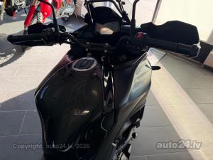 Melns Kawasaki Versys 650 2024 Tallina, ar dzinēja tilpumu 0.65 L un nobraukumu 2 tūkst. km par 6290 €, foto 7 vietnē AUTOMOTO.COM.LV