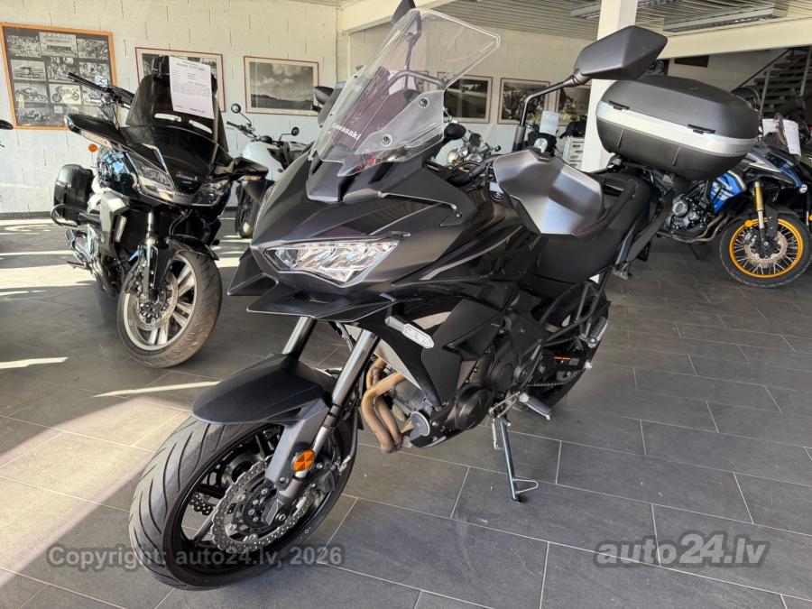 Melns Kawasaki Versys 650 2024 Tallina, ar dzinēja tilpumu 0.65 L un nobraukumu 2 tūkst. km par 6290 €, foto 15 vietnē AUTOMOTO.COM.LV