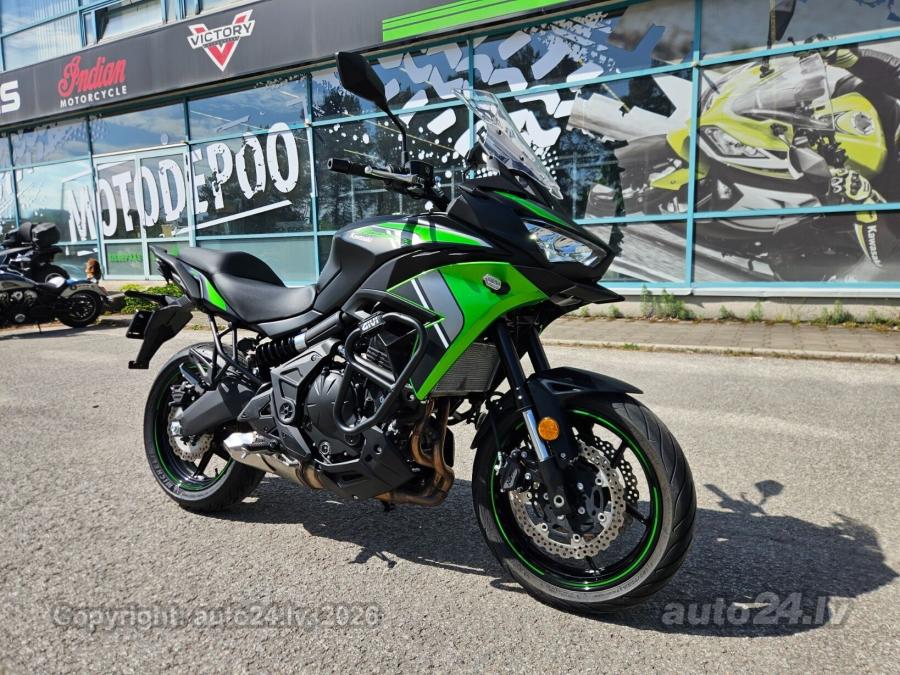 Melns Kawasaki Versys 650 2024 Tallina, ar dzinēja tilpumu 0.65 L un nobraukumu 9 tūkst. km par 6200 €, foto 1 vietnē AUTOMOTO.COM.LV