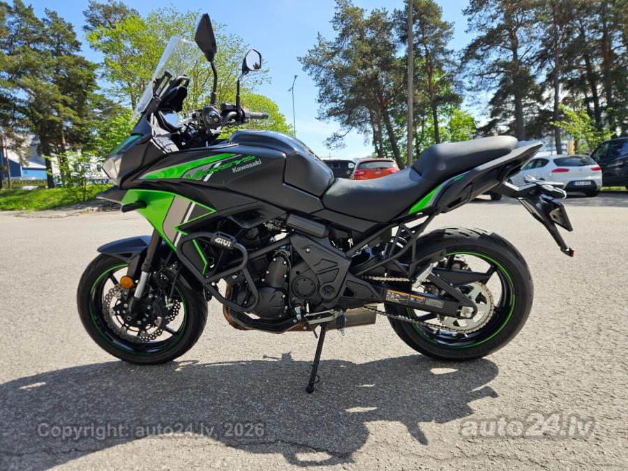 Melns Kawasaki Versys 650 2024 Tallina, ar dzinēja tilpumu 0.65 L un nobraukumu 9 tūkst. km par 6200 €, foto 6 vietnē AUTOMOTO.COM.LV