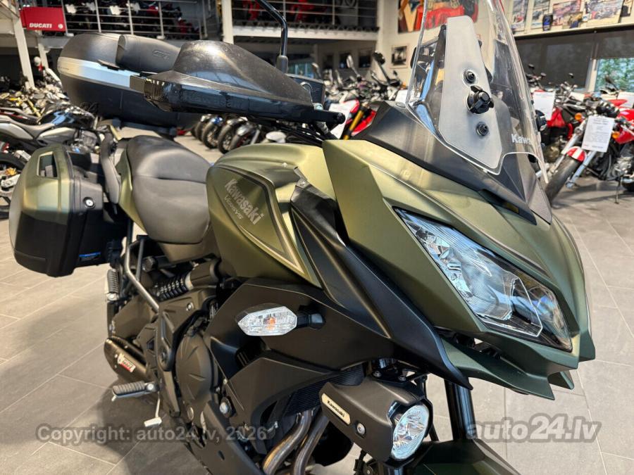 Green Kawasaki Versys 650 2018 in Tallinn, with an engine capacity of 0.65 L and mileage of 16 thousand km for 6490 €, photo 10 on AUTOMOTO.COM.LV