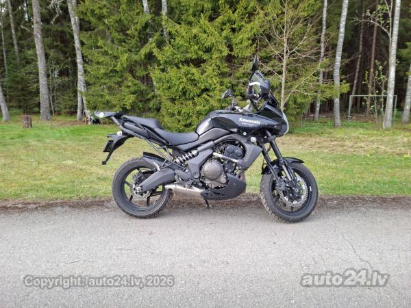 Серый Кавасаки Versys 650 2010 в Таллин, объемом двигателя 0.65 л и пробегом 47 тыс. км за 3800 €, фото 2 на AUTOMOTO.COM.LV