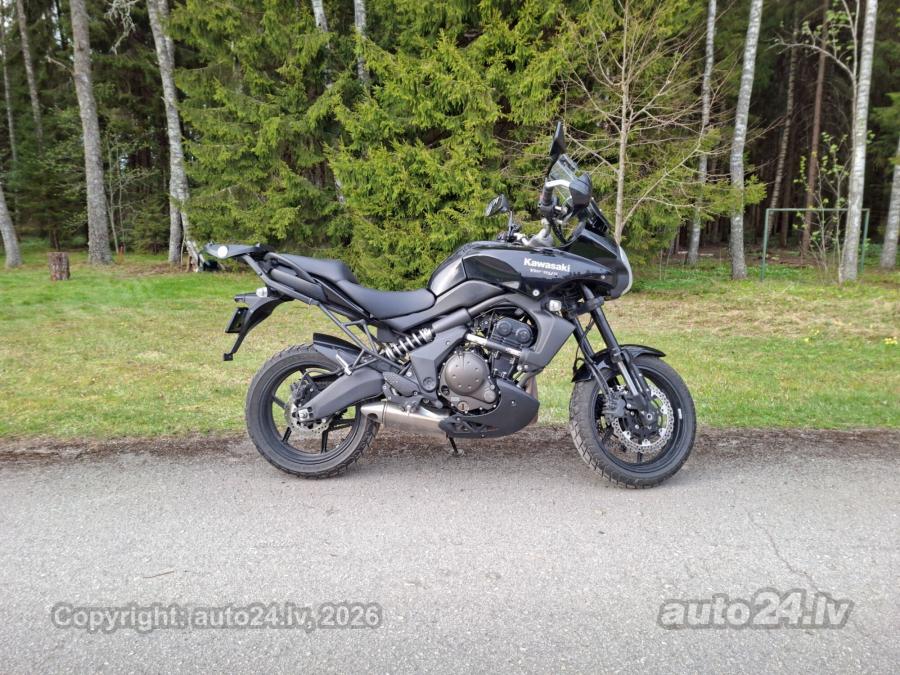 Grey Kawasaki Versys 650 2010 in Tallinn, with an engine capacity of 0.65 L and mileage of 47 thousand km for 3800 €, photo 3 on AUTOMOTO.COM.LV