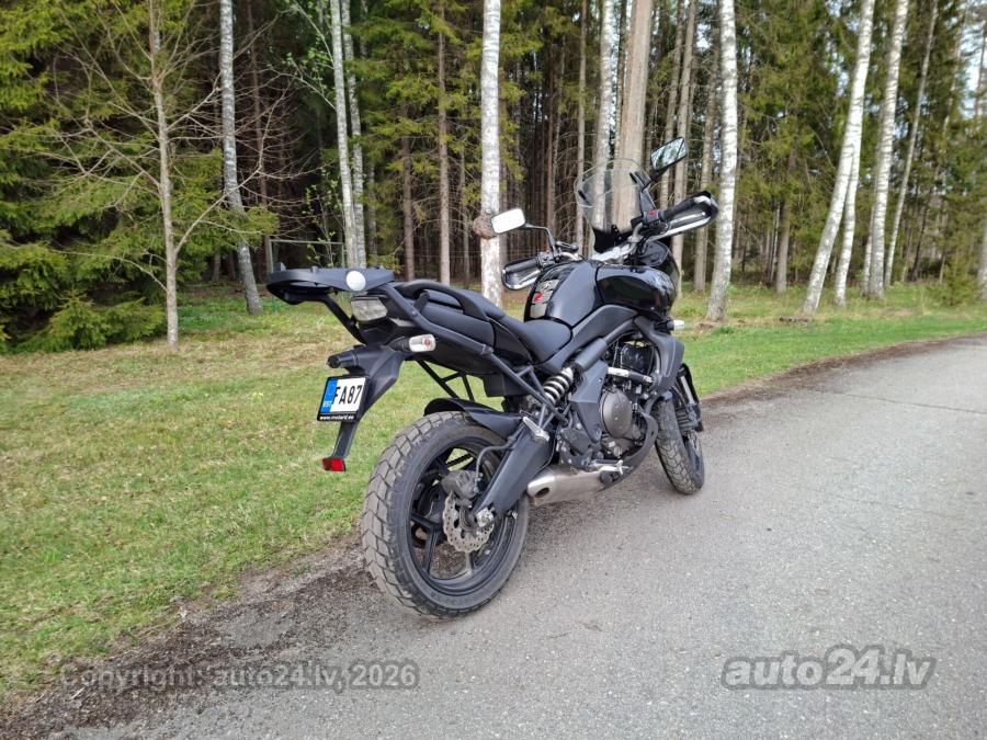 Grey Kawasaki Versys 650 2010 in Tallinn, with an engine capacity of 0.65 L and mileage of 47 thousand km for 3800 €, photo 5 on AUTOMOTO.COM.LV