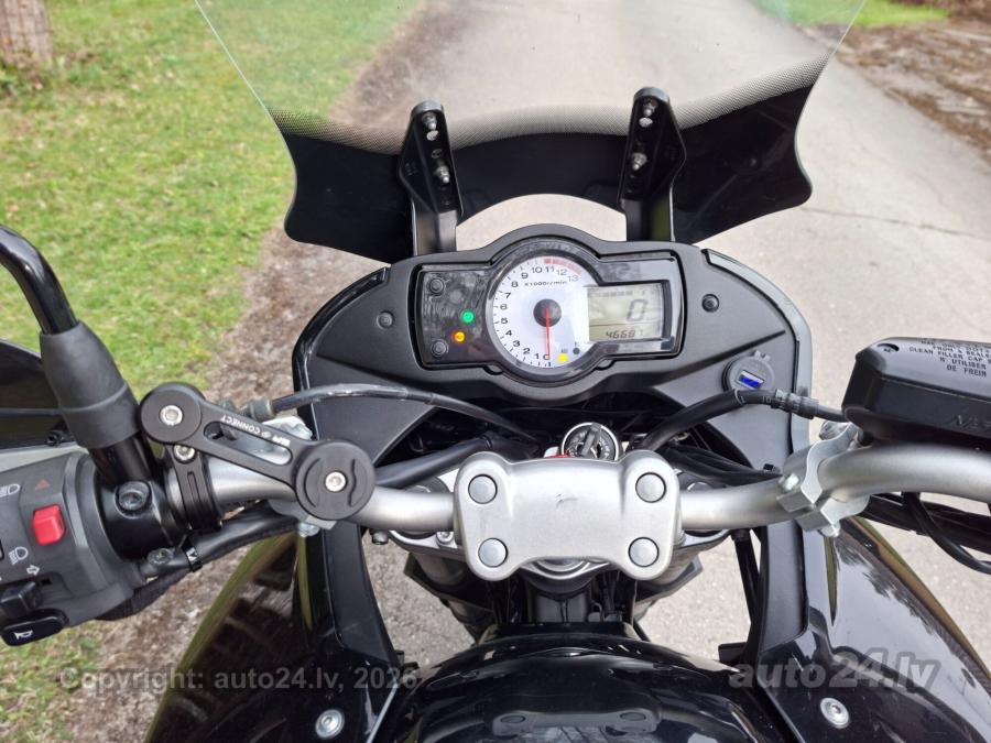 Grey Kawasaki Versys 650 2010 in Tallinn, with an engine capacity of 0.65 L and mileage of 47 thousand km for 3800 €, photo 6 on AUTOMOTO.COM.LV