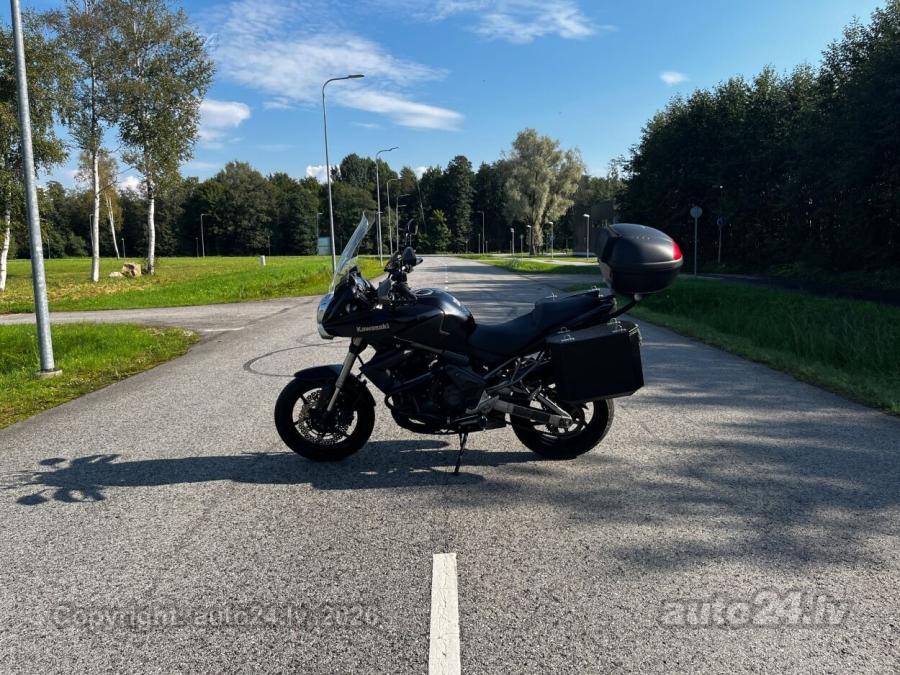 Серый Кавасаки Versys 650 2013 в Пярну, объемом двигателя 0.65 л и пробегом 48 тыс. км за 3750 €, фото 5 на AUTOMOTO.COM.LV