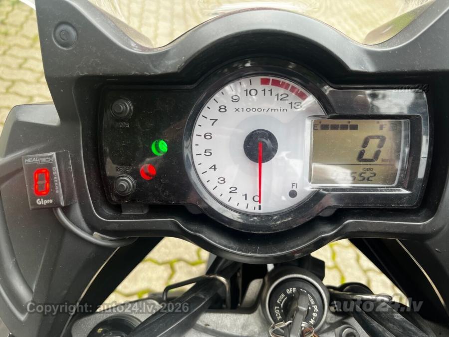 Серый Кавасаки Versys 650 2013 в Пярну, объемом двигателя 0.65 л и пробегом 48 тыс. км за 3750 €, фото 14 на AUTOMOTO.COM.LV