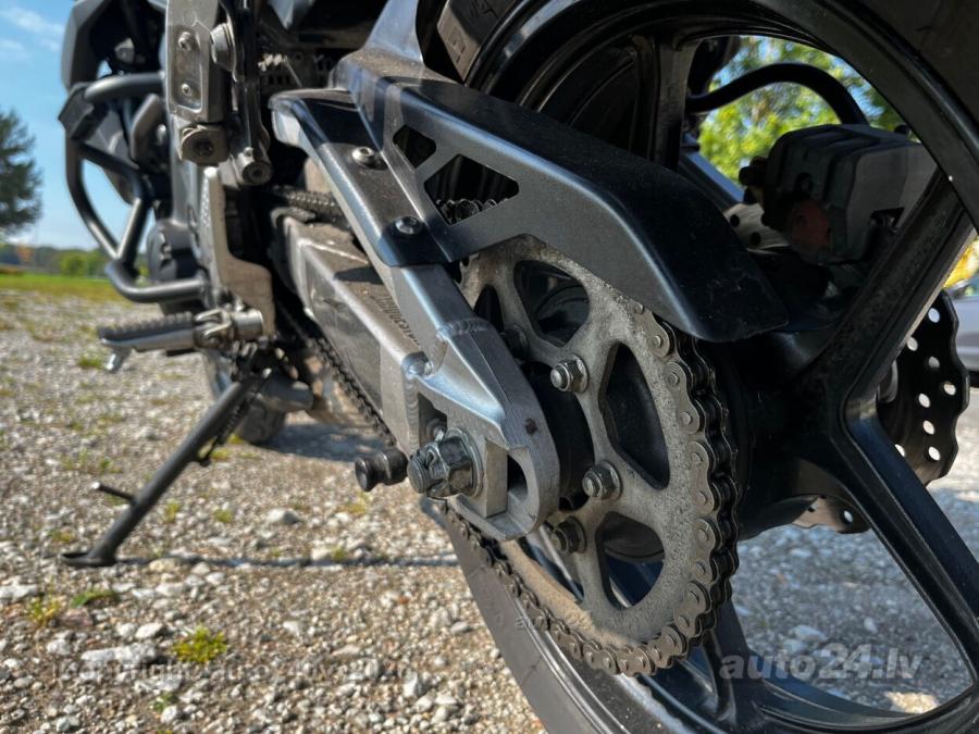 Серый Кавасаки Versys 650 2013 в Пярну, объемом двигателя 0.65 л и пробегом 48 тыс. км за 3750 €, фото 20 на AUTOMOTO.COM.LV