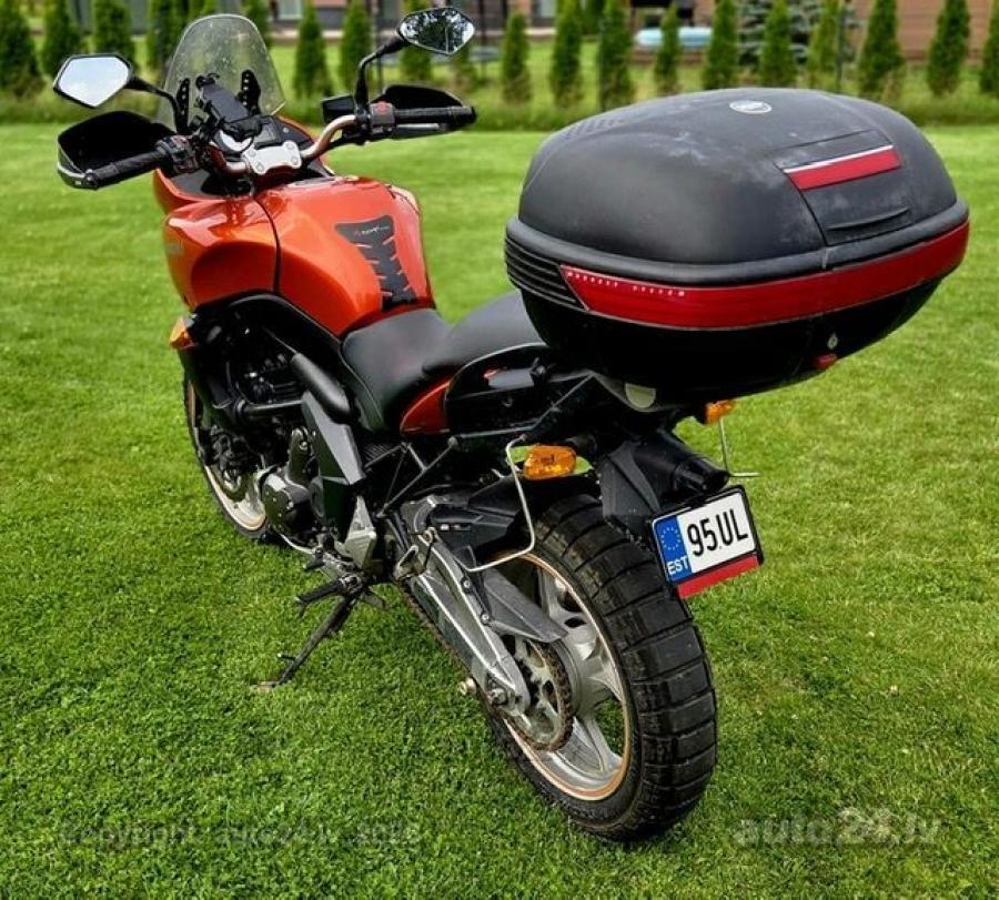 Кавасаки Versys 650 2007 в Тарту, объемом двигателя 0.65 л и пробегом 39 тыс. км за 3200 €, фото 9 на AUTOMOTO.COM.LV