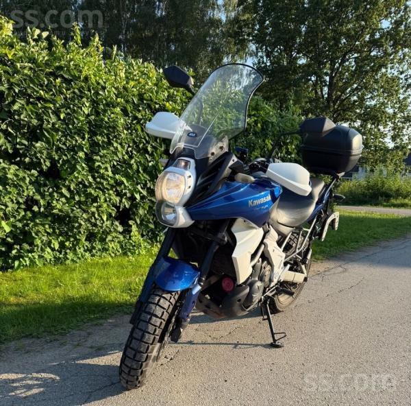 Kawasaki Versys 650 2010 in Riga, with an engine capacity of 0.65 L and mileage of 0 thousand km for 3150 €, photo 3 on AUTOMOTO.COM.LV
