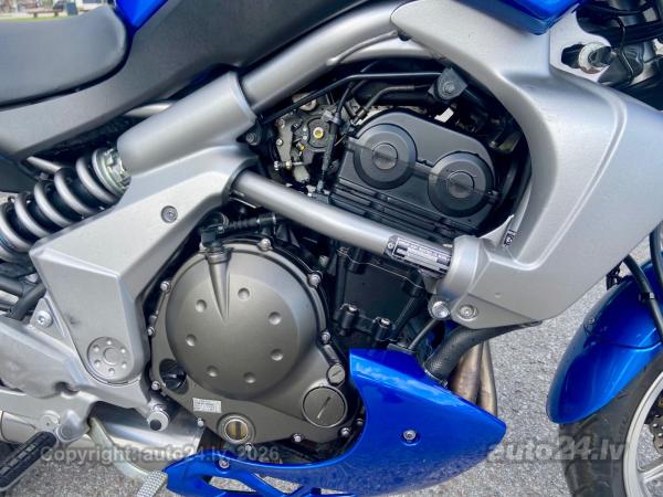 Kawasaki Versys 650 2010 in Tallinn, with an engine capacity of 0.65 L and mileage of 15 thousand km for 3650 €, photo 4 on AUTOMOTO.COM.LV