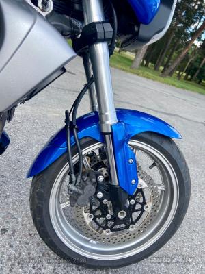Kawasaki Versys 650 2010 in Tallinn, with an engine capacity of 0.65 L and mileage of 15 thousand km for 3650 €, photo 6 on AUTOMOTO.COM.LV
