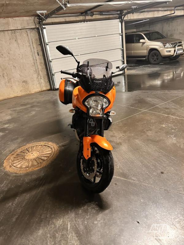 Kawasaki Versys 650 2010 in Klaipeda, with an engine capacity of 0.65 L and mileage of 0 thousand km for 2800 €, photo 6 on AUTOMOTO.COM.LV