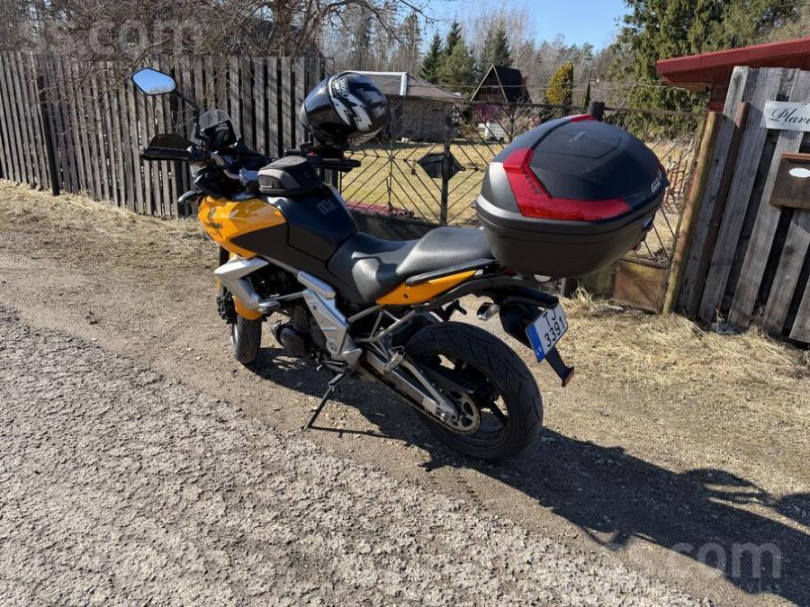 Kawasaki Versys 650 2011 Rīga, ar dzinēja tilpumu 0.65 L un nobraukumu 0 tūkst. km par 3850 €, foto 6 vietnē AUTOMOTO.COM.LV