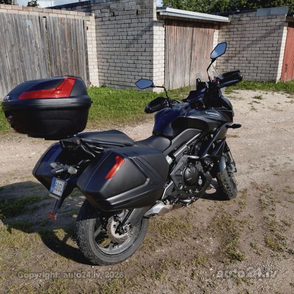 Kawasaki Versys 650 2016 in Paide on AUTOMOTO.COM.LV Kawasaki Versys 650 2016 in Paide, with an engine capacity of 0.65 L and mileage of 35 thousand km for 4500 €, photo 6 on AUTOMOTO.COM.LV